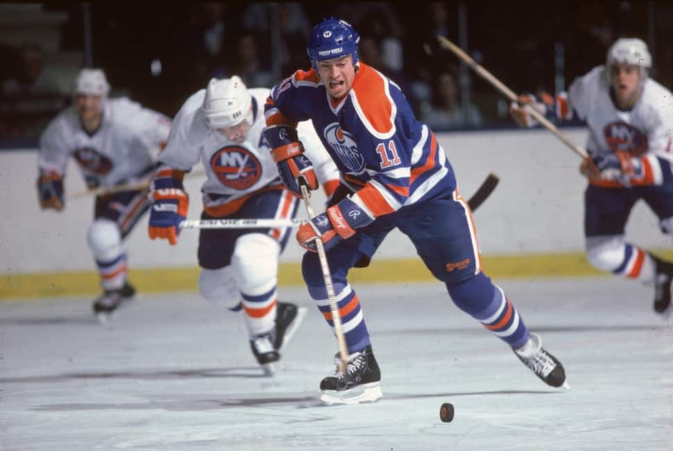 38 years ago today, Mark Messier becomes 2nd 50-goal scorer in Edmonton ...