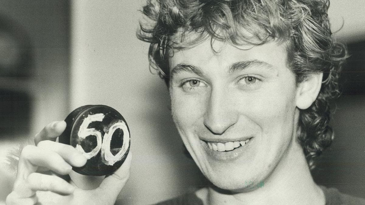 40 Moments: Wayne Gretzky scores five goals to reach 50 in 39 games