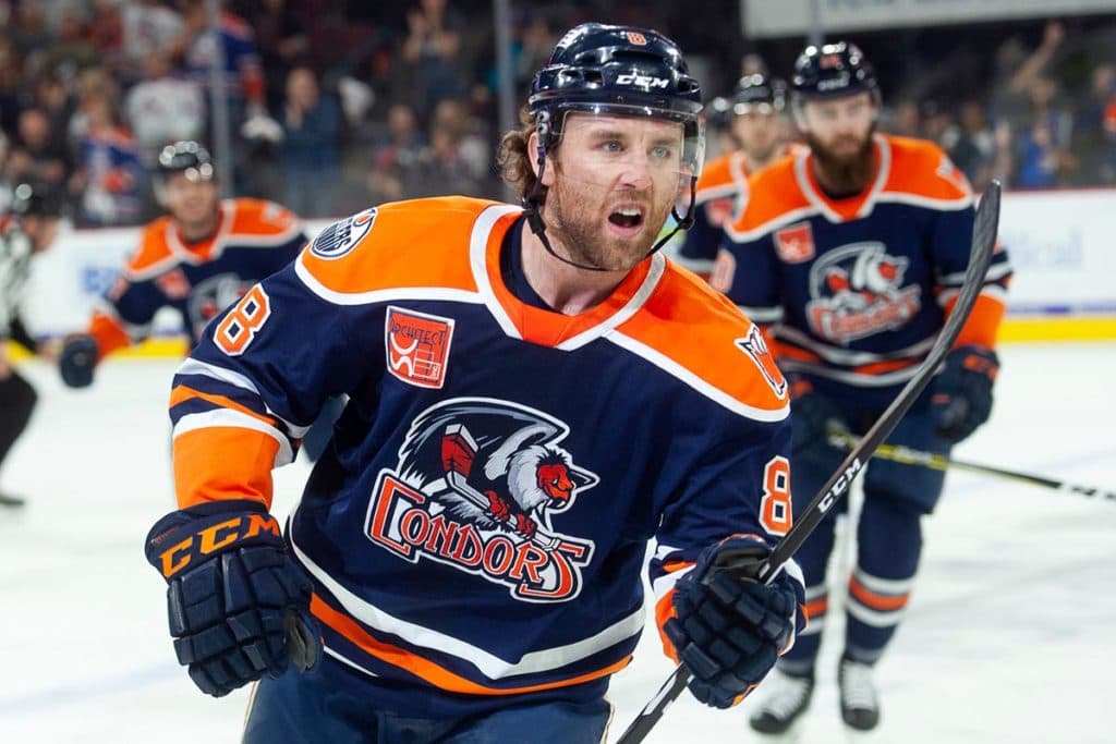 Bakersfield Condors sign Ryan Stanton, Graham McPhee