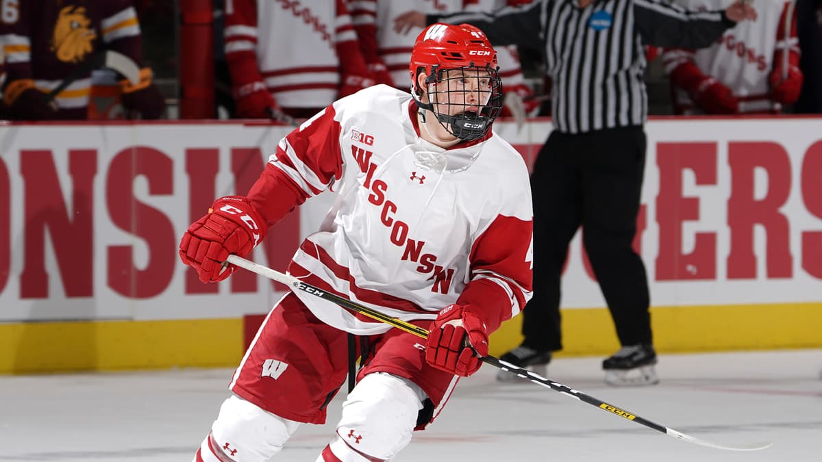 The Oilers have signed Dylan Holloway to an entry-level contract