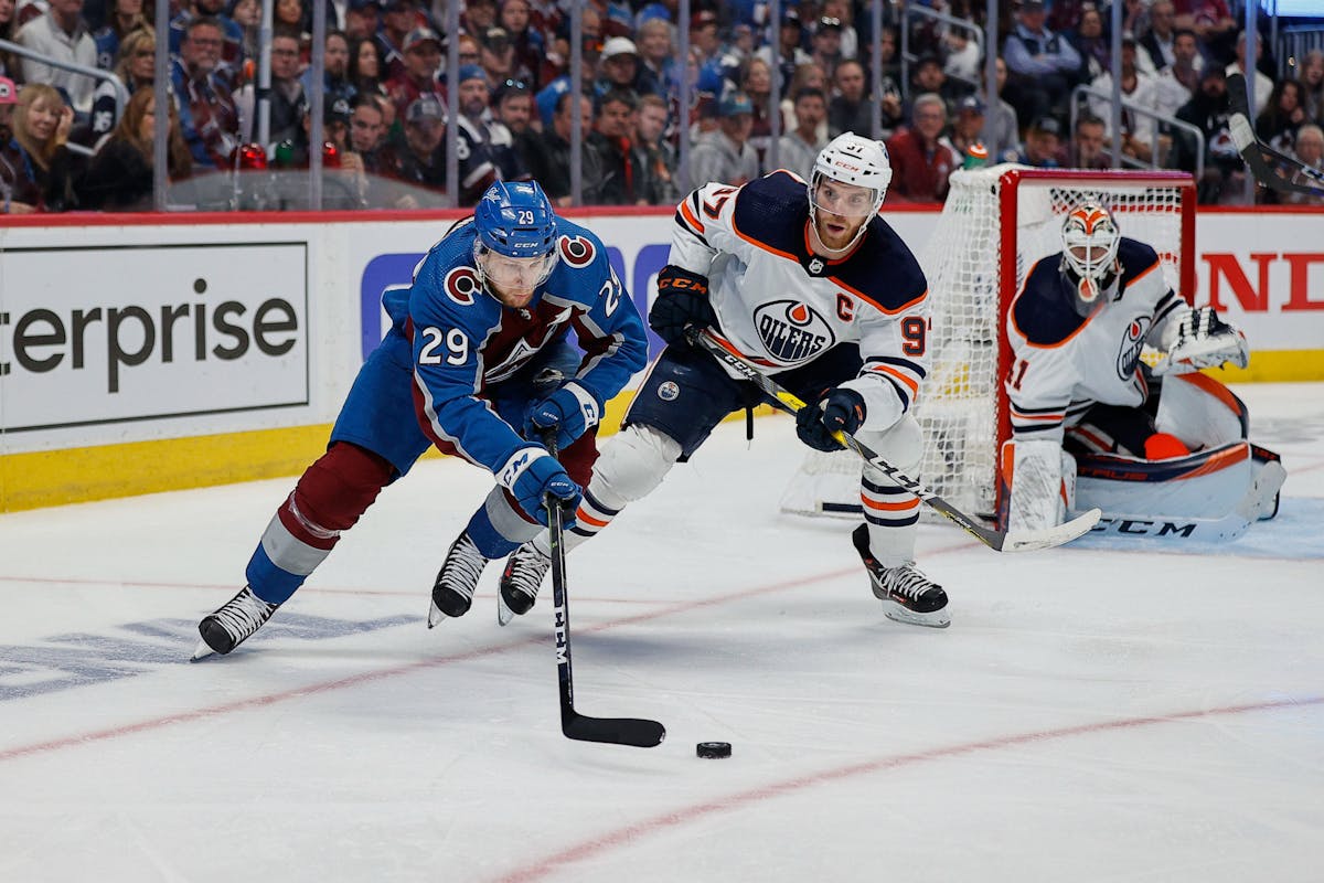 Connor McDavid second behind Nathan MacKinnon in TSN’s mid-season ...