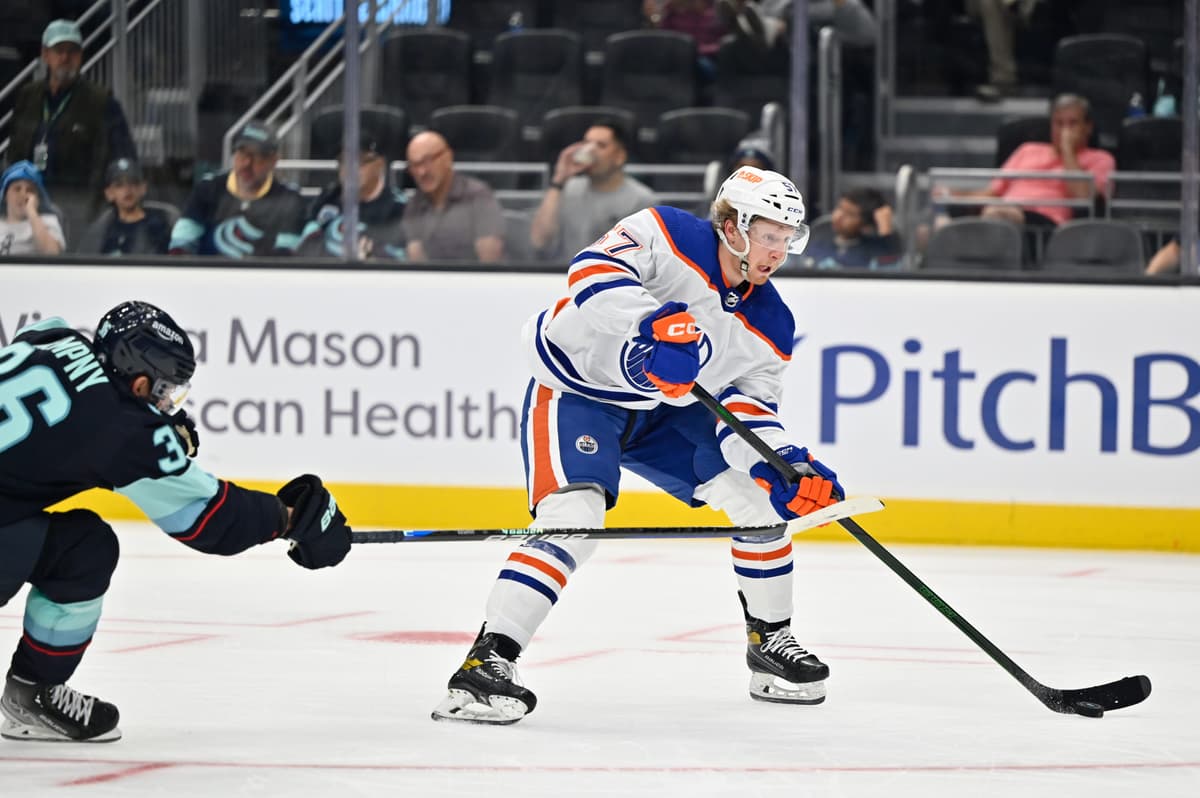 Edmonton Oilers call up forward James Hamblin on an emergency basis
