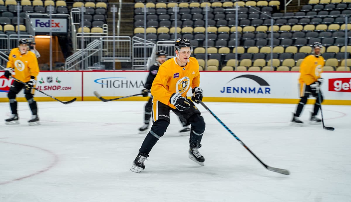 Pittsburgh Penguins sign Jesse Puljujarvi to two-year contract