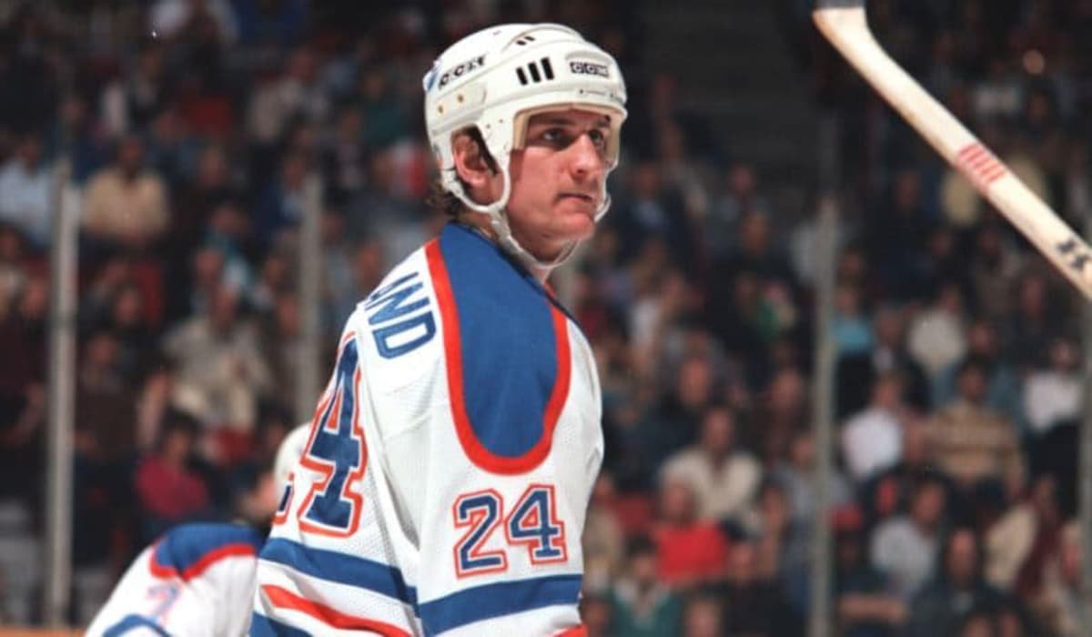 Throwback Thursday: Edmonton Oilers trade for Kevin McClelland