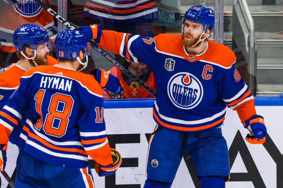 Connor McDavid joins Wayne Gretzky with yet another NHL record