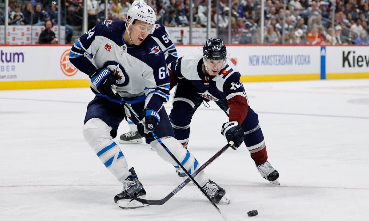 NHL Notebook: Jets re-sign forward David Gustafsson and defenceman ...
