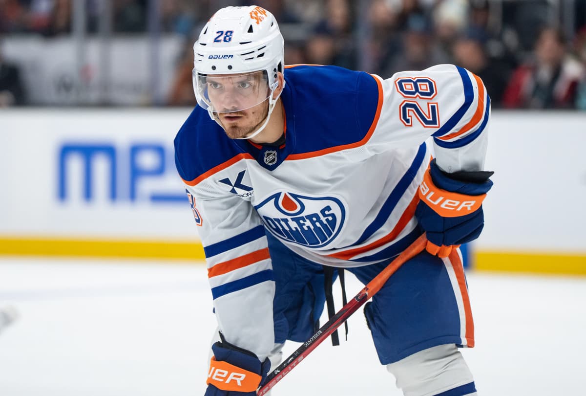 Oilers activate Jack Roslovic, place Connor Clattenburg on LTIR, and ...